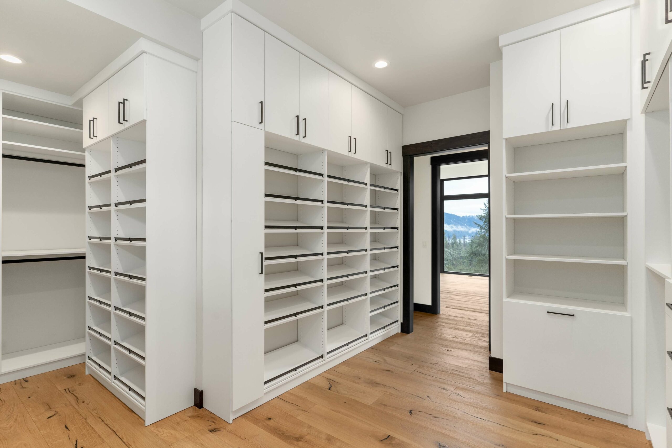 Custom Closet 20 | Cabinet Systems